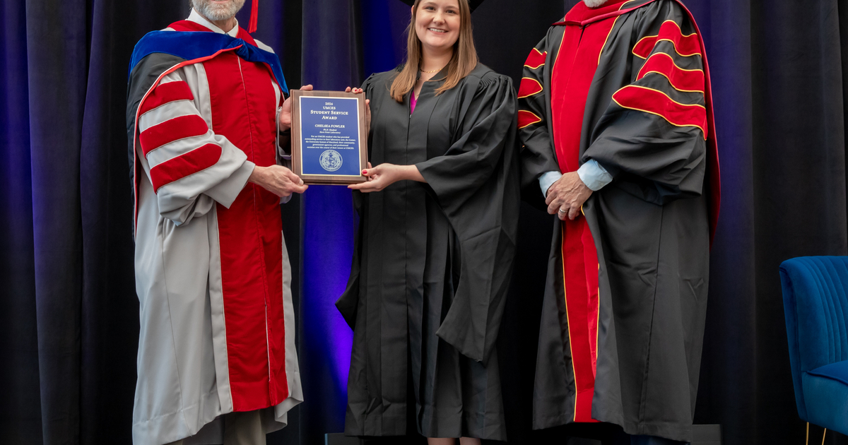 Graduate student Chelsea Fowler receives 2024 Student Service Award ...